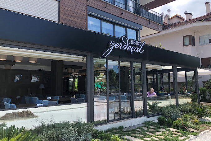 Kafe Zerdeçal Bistro Ordu, Altınordu, foto