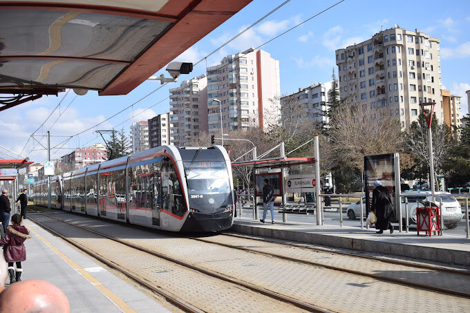 Hızlı ulaşım istasyonu Alparslan Tramvay İstasyonu, Kayseri, foto