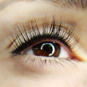 Laminyon Studio (Ugreshskaya ulitsa No:5А, Dzerzhinsky), kaş ve kirpik salonu  Dzerjinski'den