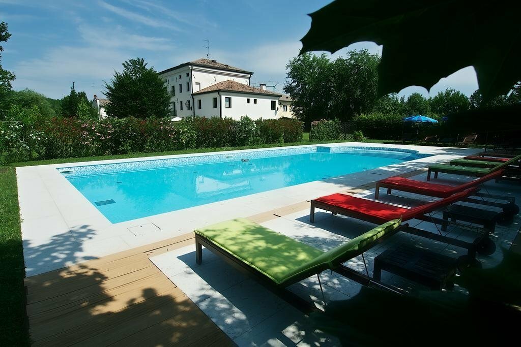 Otel Hotel Residence Villa dei Carpini, Dünya, foto