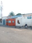Ets. Diambo Accessoires (Brazzaville, Avenue des Trois Martyrs), tuhafiyeler  Brazzaville'den