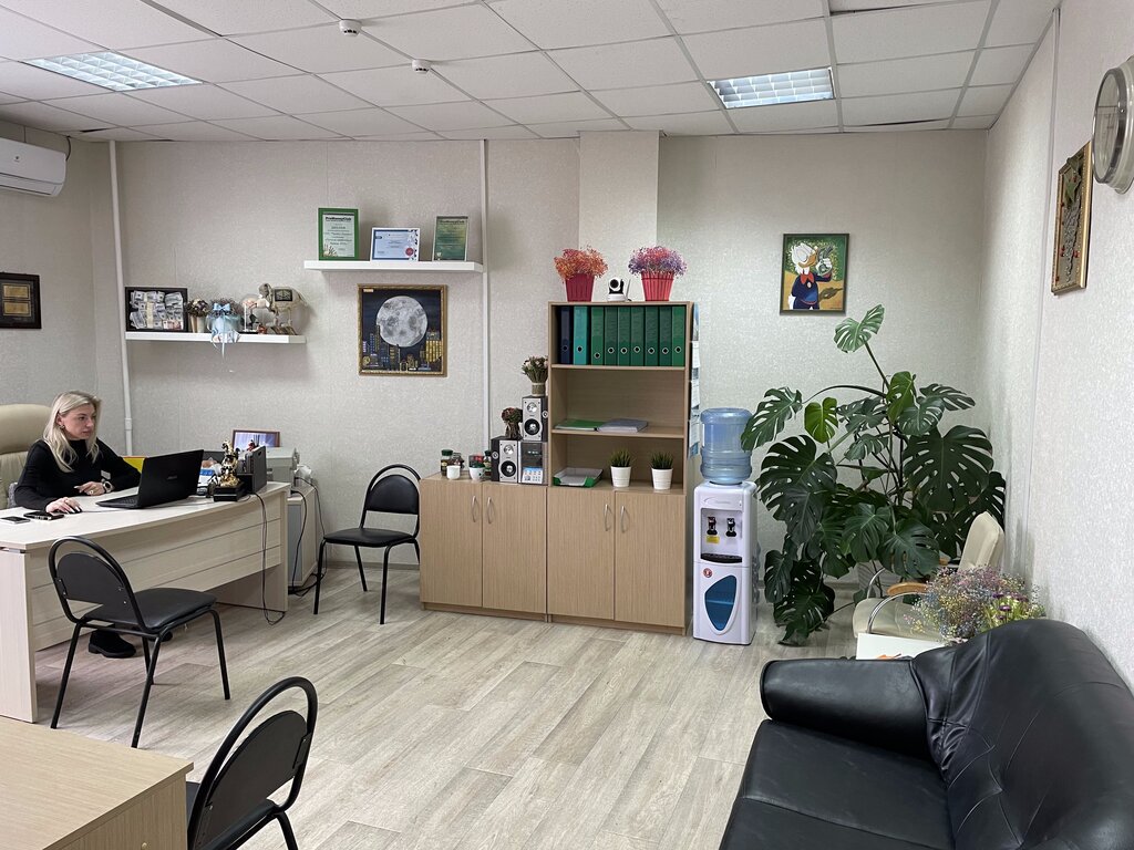 Kredi komisyoncuları Trade-Invest, Samara, foto