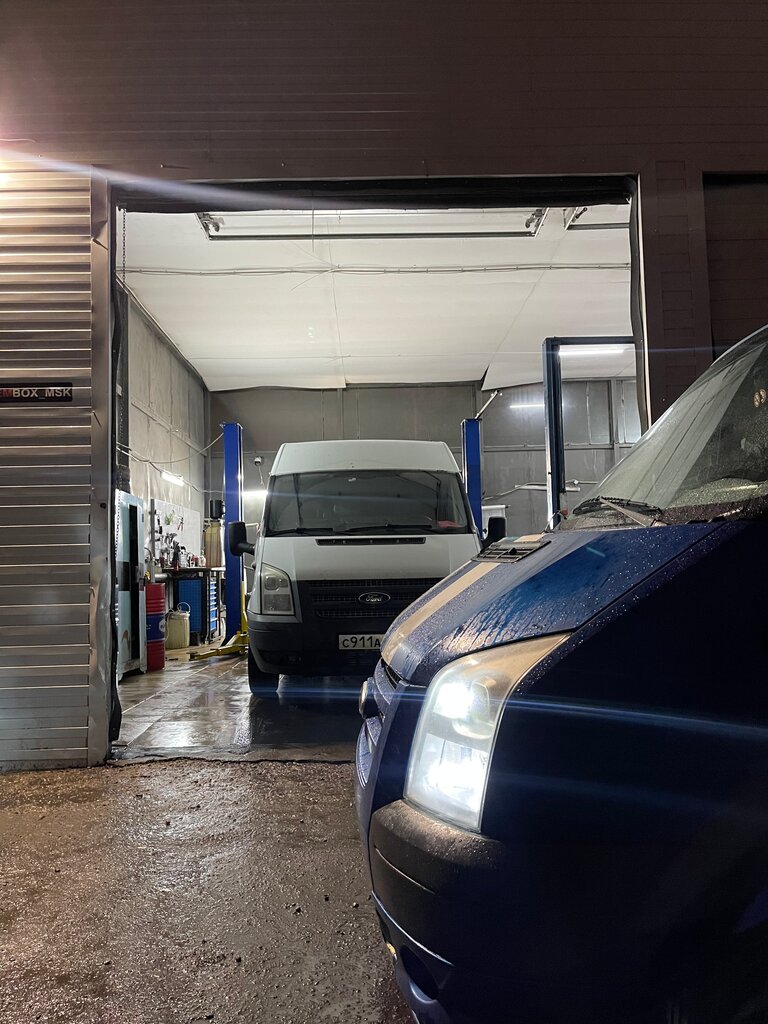 Otomobil servisi Ford Transit Service, Moskova ve Moskovskaya oblastı, foto