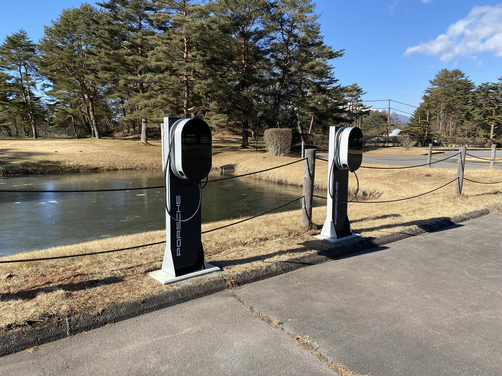 Otomobil satış galerileri ポルシェデスティネーションチャージングステーション, , foto
