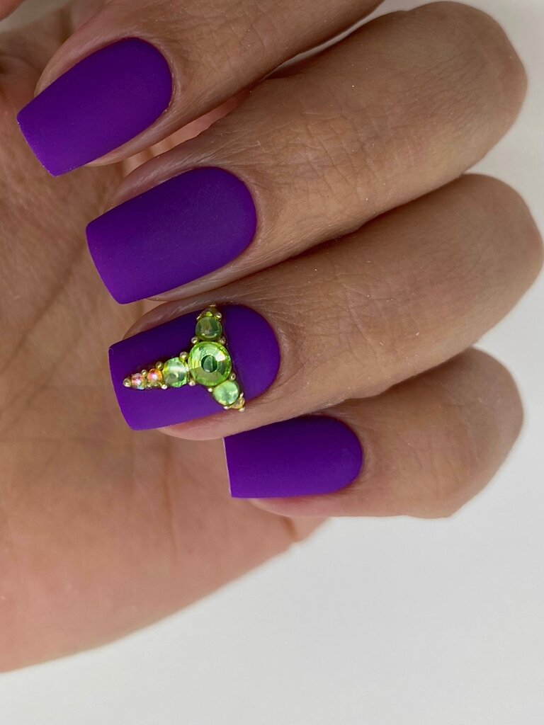 Manikür-pedikür Emelya. Nails. Chik, Moskova, foto