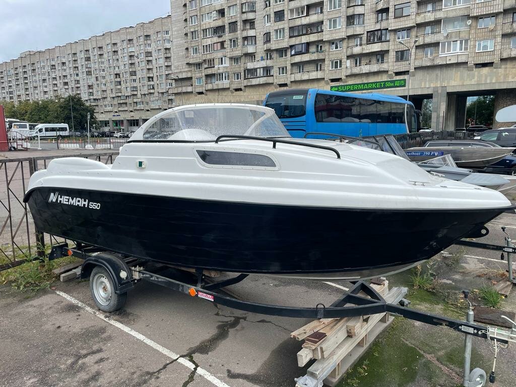 Tekne, kayık, yat AquaToys, Saint‑Petersburg, foto