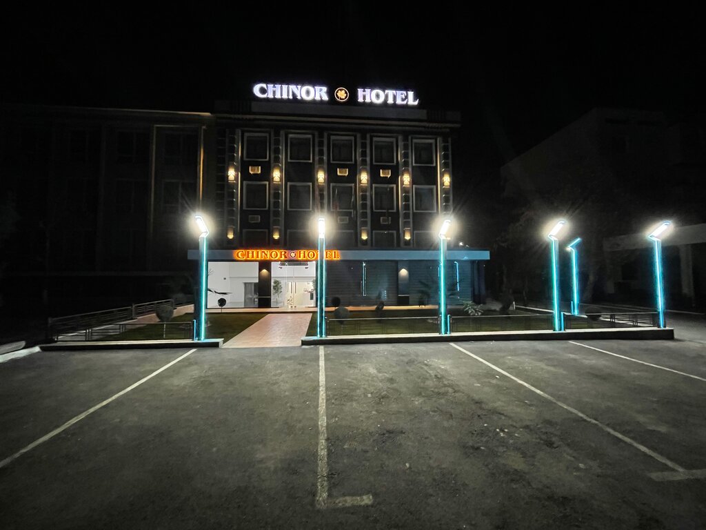 Otel Chinor Hotel, Fergana, foto