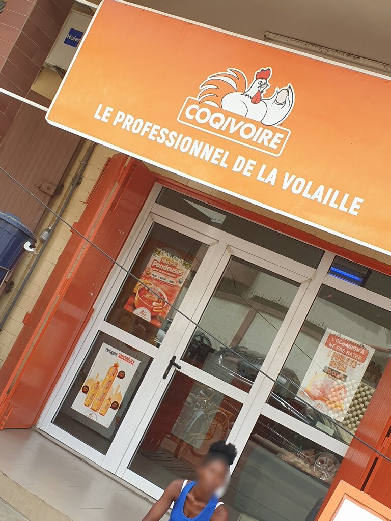 Kanatlı hayvan ürünleri ve yumurta Coqivoire Quick Market, Abican, foto