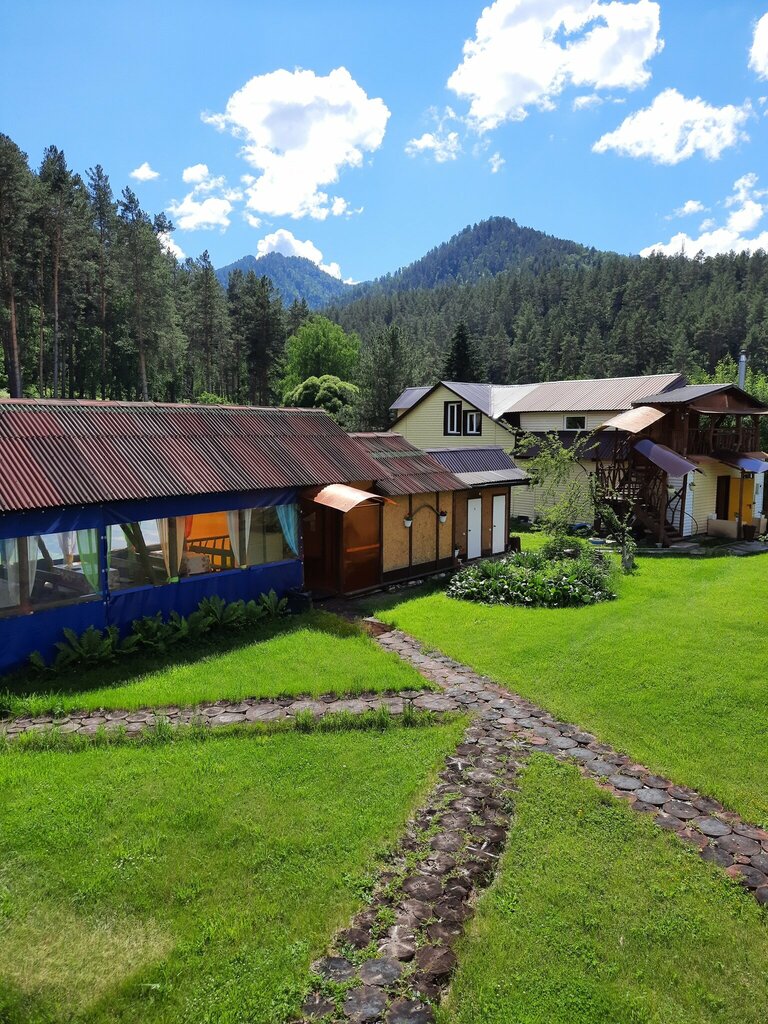 Tatil köyleri Usadba Zyryanovykh, Altay Cumhuriyeti, foto