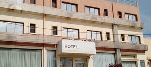 Hotel Quatro Petalas (Luanda Province, Municipality of Luanda, Militar), otel  Loanda'dan