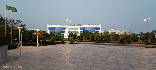 Alışveriş merkezleri Avaza Alışveriş Merkezi, Türkmenbaşı, foto