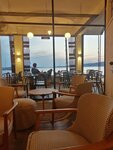Olifant (Balıkesir, Ayvalık, Atatürk Blv., 92), kafe  Ayvalık'tan