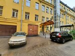 Trest-36 (Sergeya Tyulenina Lane No:3), yeni yerleşim alanlarındaki daireler  Saint‑Petersburg'dan