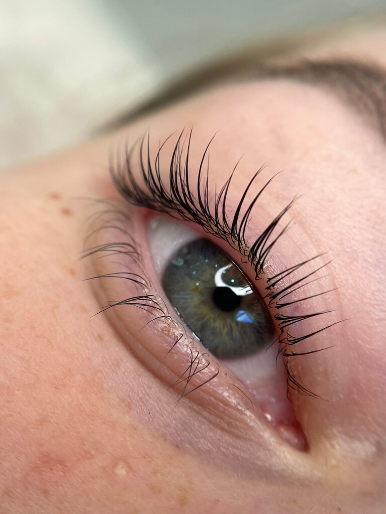 Kaş ve kirpik salonu Салон бровей и ресниц, Saint‑Petersburg, foto