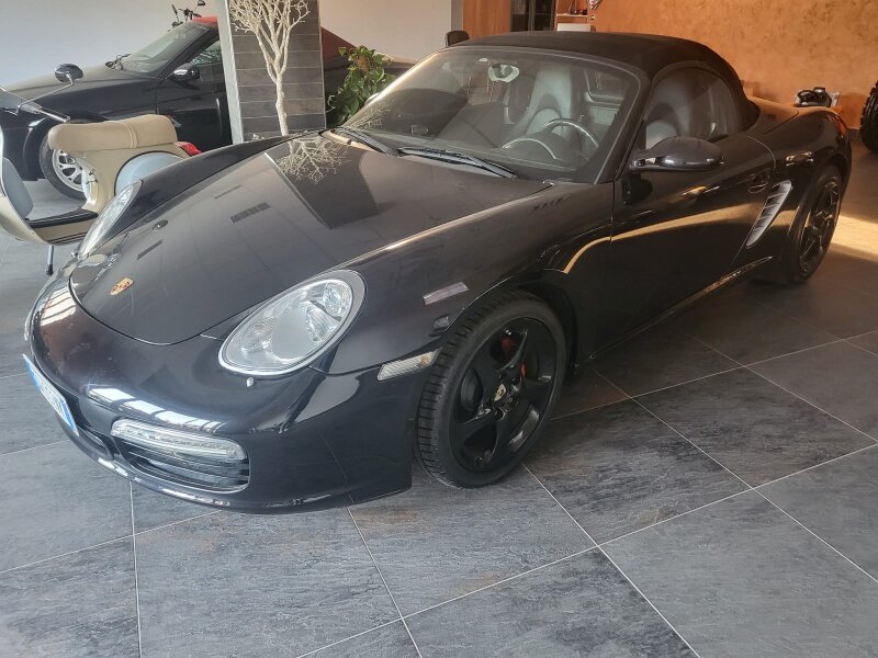 Oto kiralama Serauto 3, Campania, foto