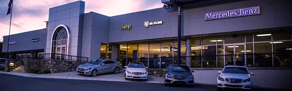 Otomobil satış galerileri Fields Chrysler Jeep Dodge Ram Asheville, Kuzey Carolina Eyaleti, foto