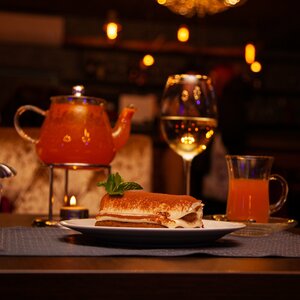 Myod (ulitsa Chekhova No:2с1, Chekhov), kafe  Çehov'dan