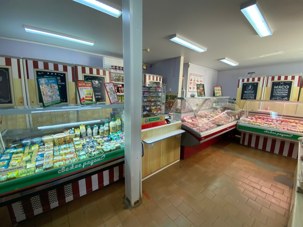 Kanatlı hayvan ürünleri ve yumurta Glazovskaya ptica, Udmurtiya, foto