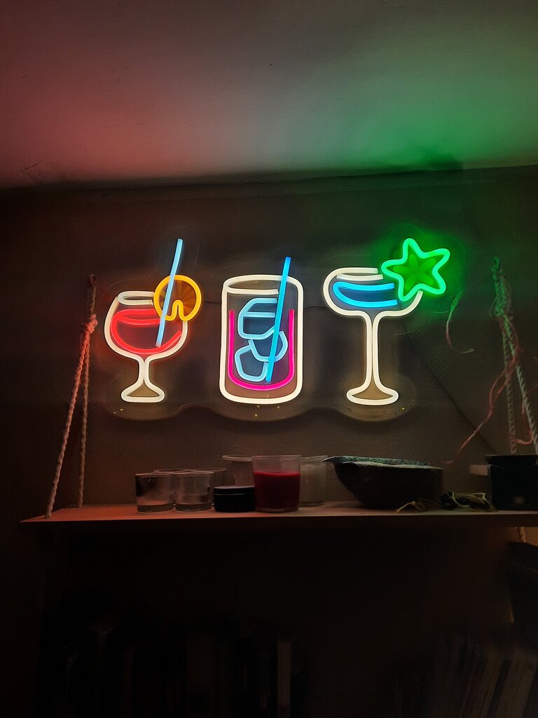 Bar Бар у Свята, Moskova, foto