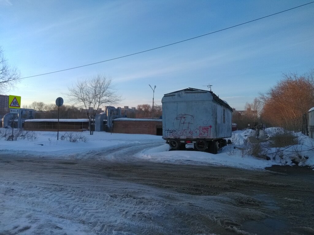 Geçiş noktaları, güvenlik kontrol alanı Охрана автостоянки, Omsk, foto