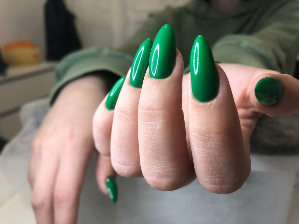 Manikür-pedikür Oskolkovanails, Sverdlovskaya oblastı, foto