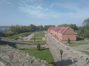 Солдатская казарма (Krepostnoy proyezd No:1), turistik yerler  Novokuznetsk'ten