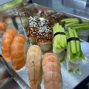 Tunec (Osipenko Street No:43, Dalnegorsk), suşi restoranı  Dalnegorsk'tan