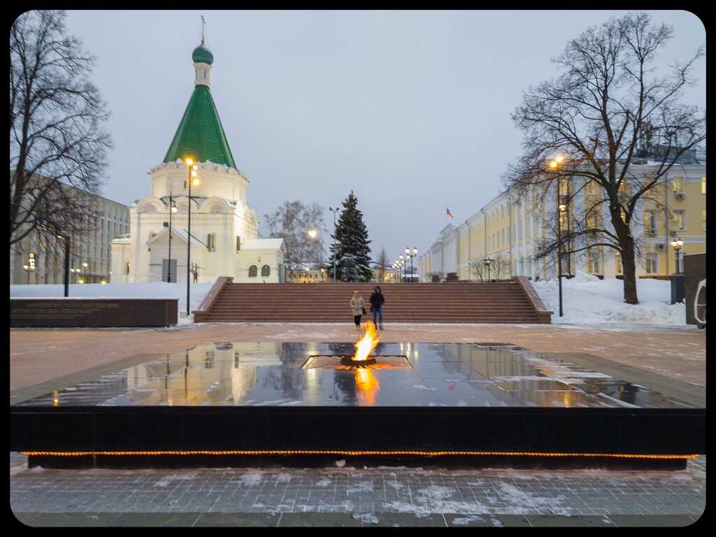 Anıt, heykel Вечный огонь, Nijni Novgorod, foto