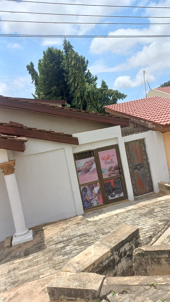 Manikür-pedikür Red Nails, Akra, foto