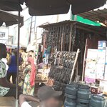 Shoe store (Greater Accra Region, La Nkwantanang Madina Municipal, Madina), ayakkabı mağazaları  Dünya'dan