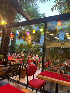 Hidden Garden Restaurant Sultanahmet (İstanbul, Fatih, Binbirdirek Mah., Peykhane Sok., 16A), restoran  İstanbul'dan