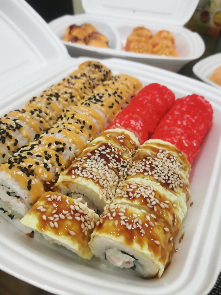 Hazır yemek teslim servisleri Sushi Wok, Polyarny, foto