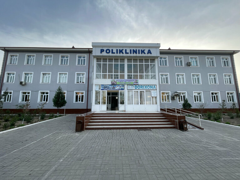 Poliklinikler Andijan District Multidisciplinary Central Polyclinic, Andican eyaleti, foto