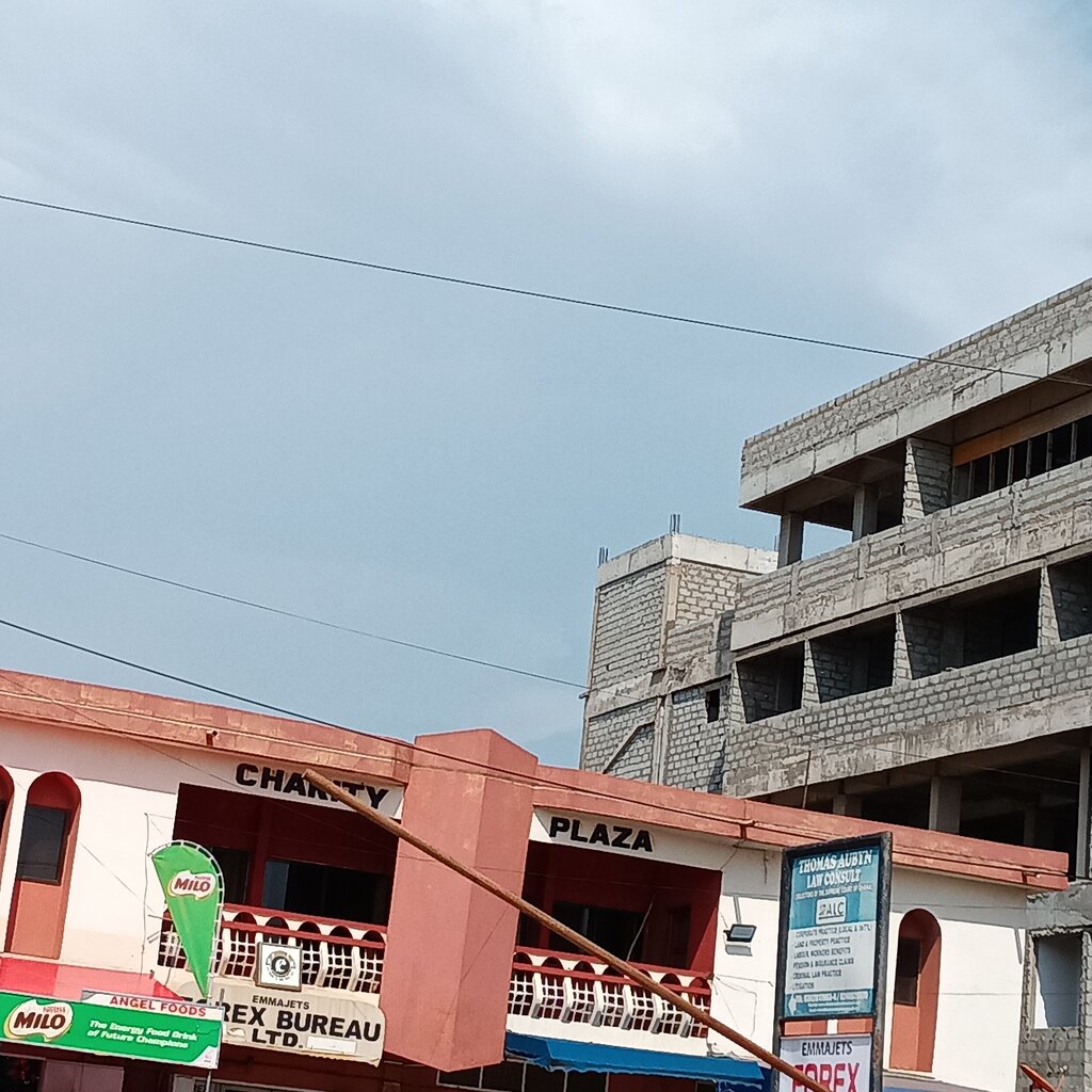 Alışveriş merkezleri Charity Plaza, Dünya, foto