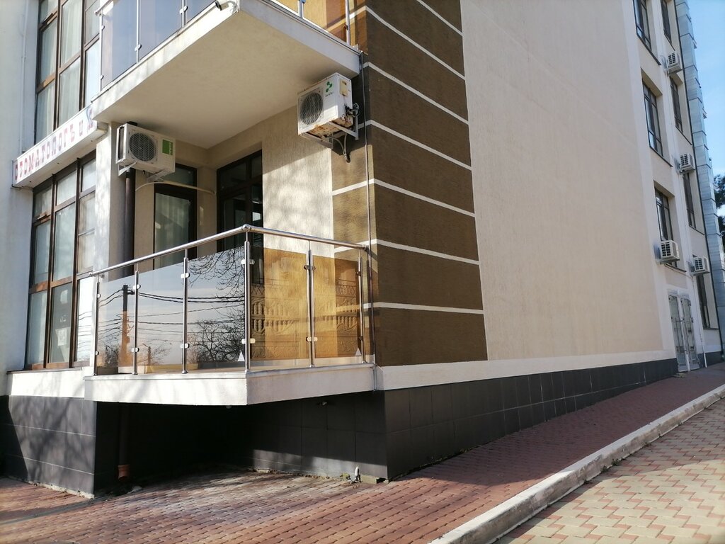 Özel ağız ve diş sağlığı klinikleri ve muayenehaneleri Стоматологъ и Я, Gelencik, foto