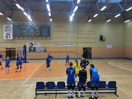 Çok amaçlı spor tesisleri Borisovsky Fizkulturno-Ozdorovitelny tsentr, Borisov, foto