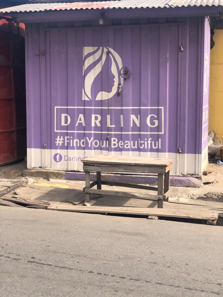 Peruk, kaynak, çıtçıtlı kaynak saç üreticileri Darling Beautiful Hair Salon, Akra, foto