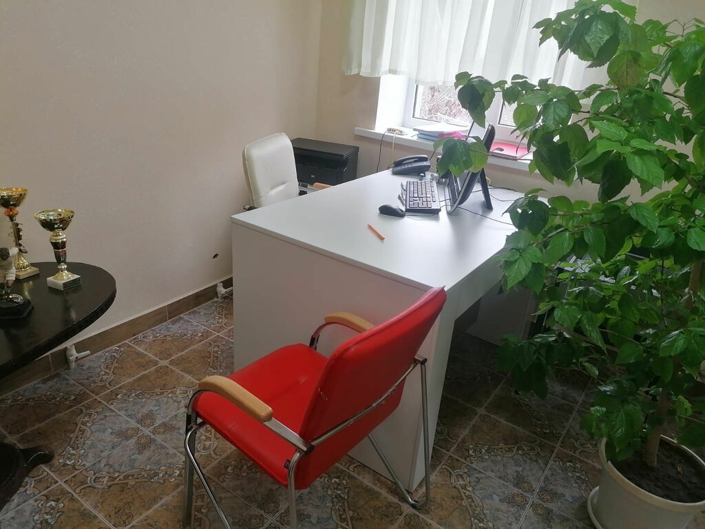 Belediye ve kamu hizmetleri merkezi Тосп с. Красный Октябрь, Stavropolski krayı, foto