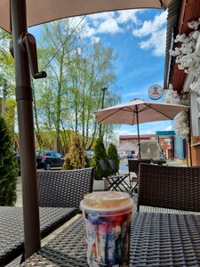 Saint-Café (Sovetskaya ploshchad No:9к1), kahve dükkanları  Elektrogorsk'tan