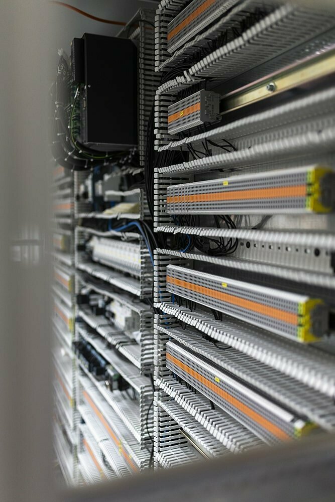Elektroteknik ürün ve ekipman firmaları Utn group, Moskova, foto