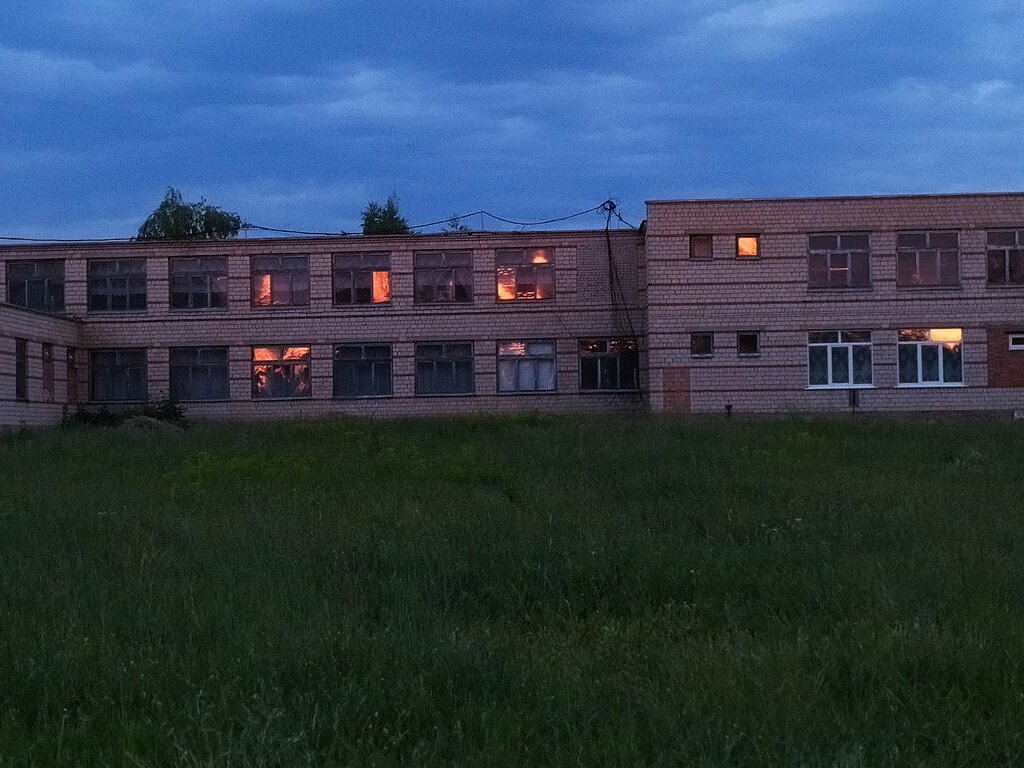 Ortaokul Shkola obshcheobrazovatelnaya srednyaya, Orenburgskaya oblastı, foto