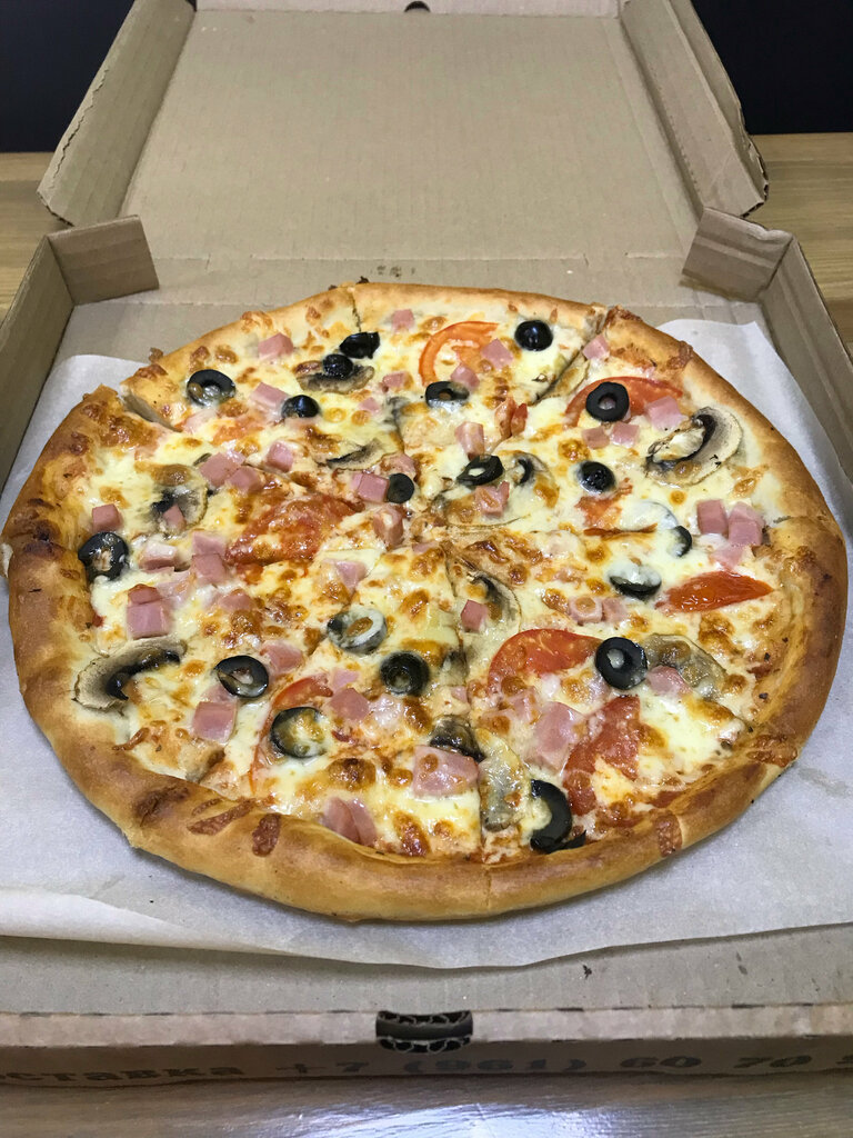 Pizzacılar Pizza9kino, Saint‑Petersburg ve Leningradskaya oblastı, foto