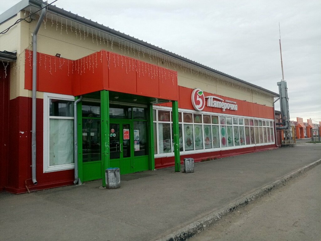 Alışveriş merkezleri Торговый центр, Omsk, foto