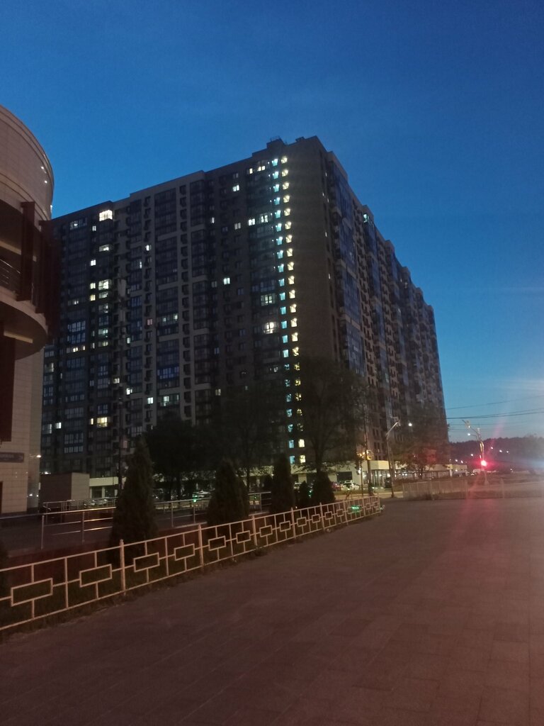 Otel Апартаменты Гости Любят у метро Новопеределкино. Бирюзовая, Moskova, foto