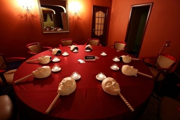 Falcılar ve medyumlar Tsentr Zazerkalye, Moskova, foto