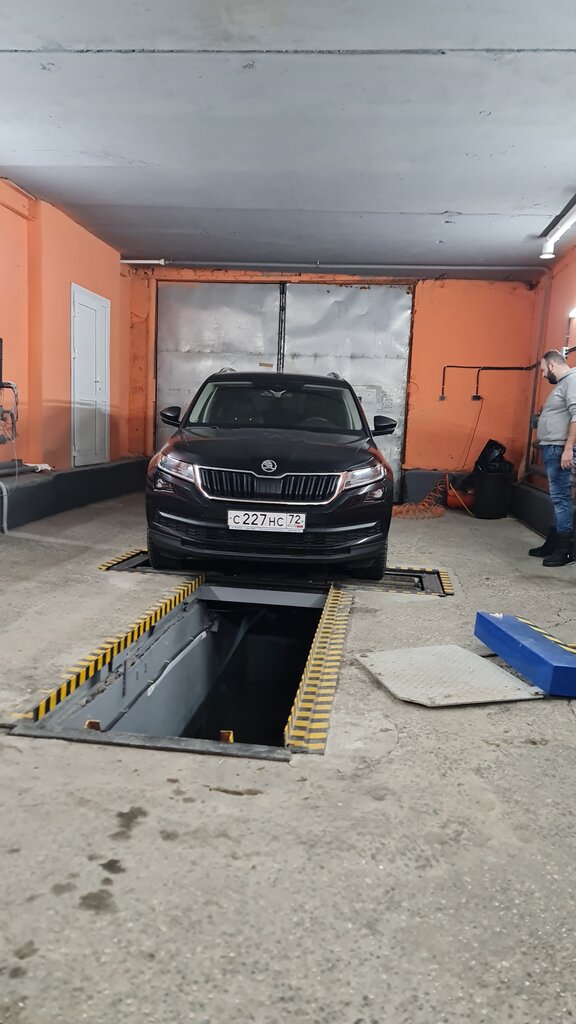 Araç muayene istasyonları AvtoExpert72, Tümen (Tiumenskaya) oblastı, foto