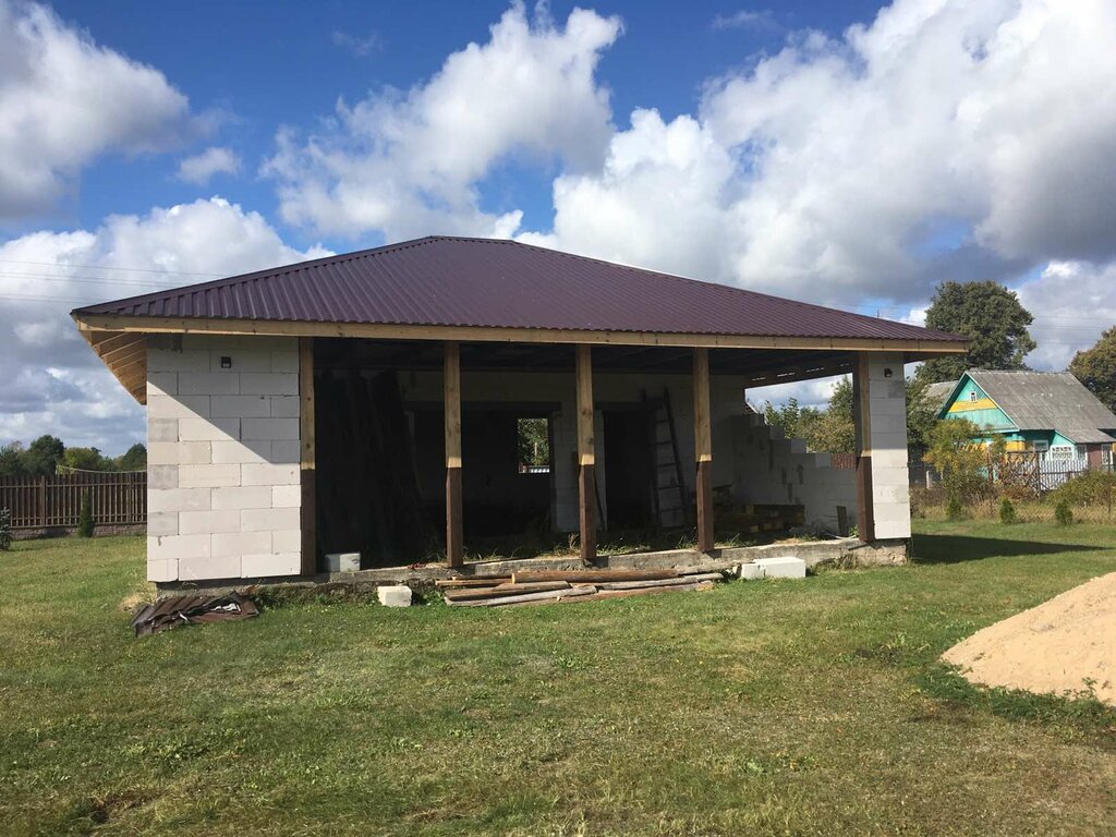 Çatı ve çatı materyalleri ALPavOL, Minskaya oblastı, foto
