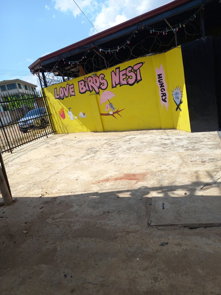 Restoran Love Birds Nest Osu, Akra, foto
