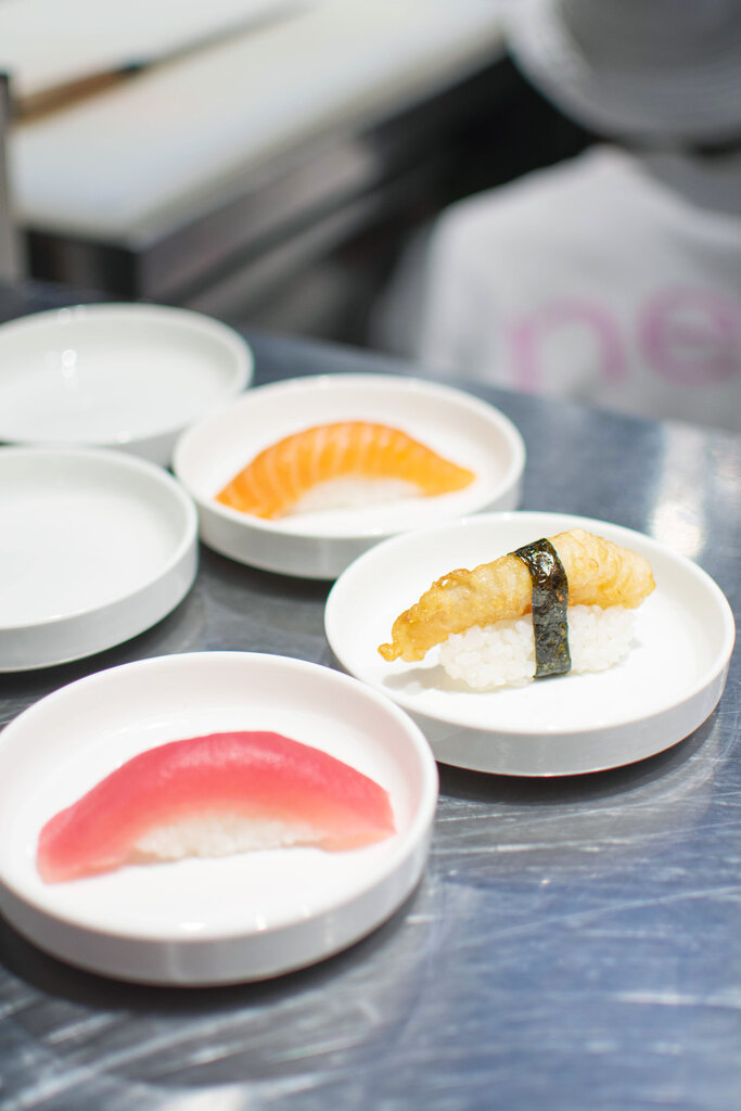 Fast food Lili new wave sushi, Saint‑Petersburg, foto