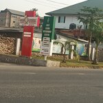 East Legon Veterinary Centre (La Bawaleshi Road No:5), veteriner klinikleri  Akra'dan